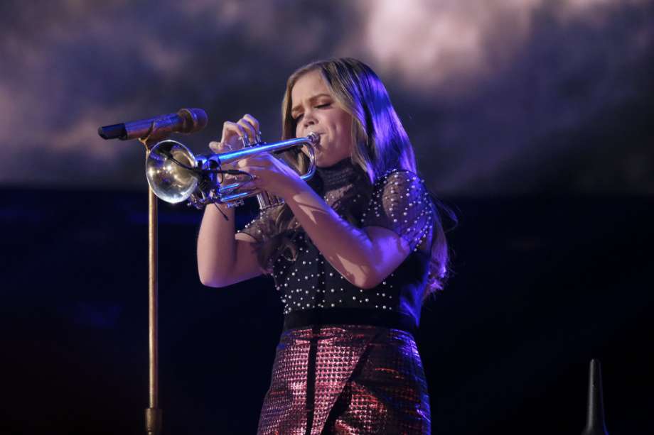 Sarah Grace's Risky Performance Of ‘Amazing Grace' On The Voice LIVE ...