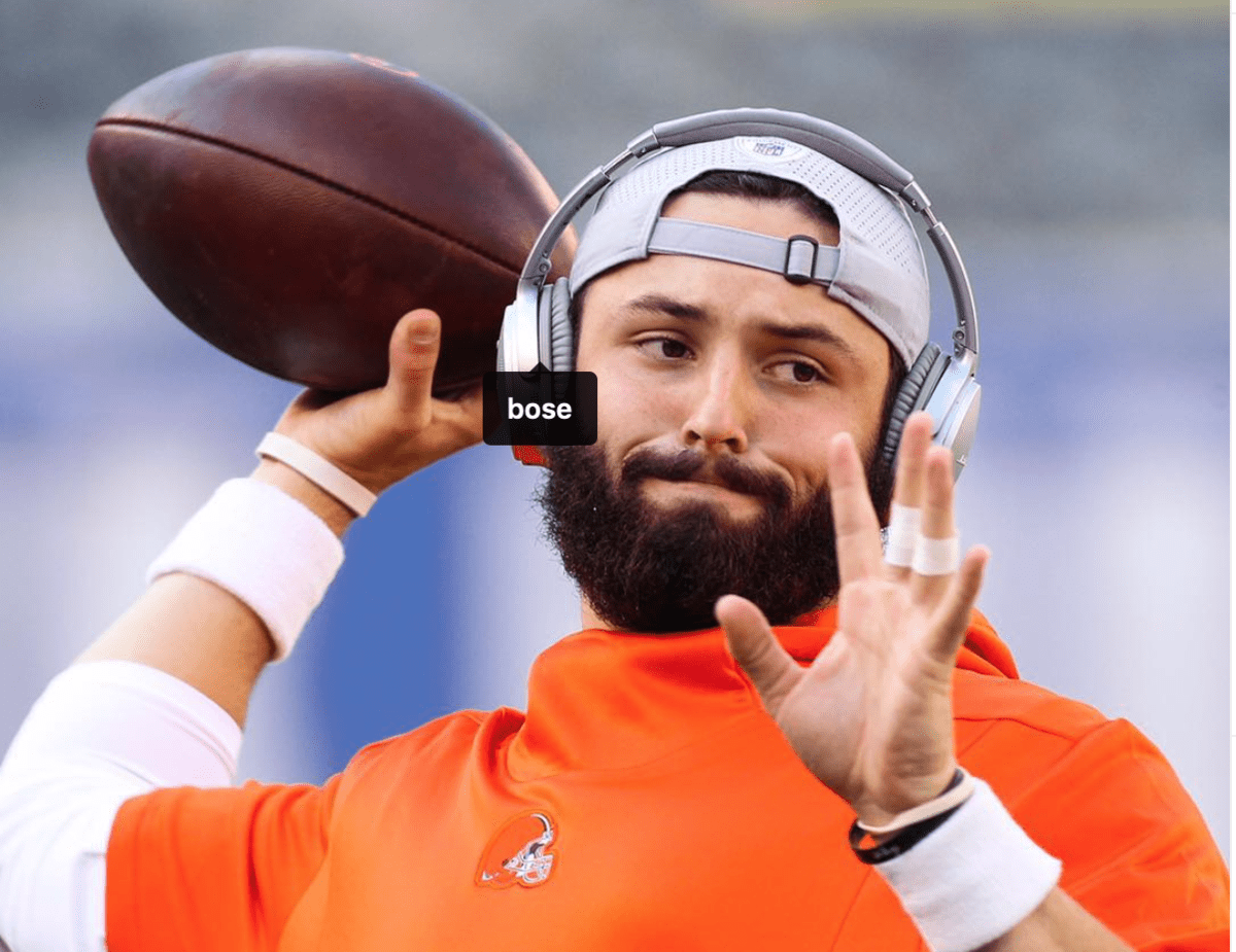 Football Star, Baker Mayfield Makes His Mom Cry With Touching Mother's ...