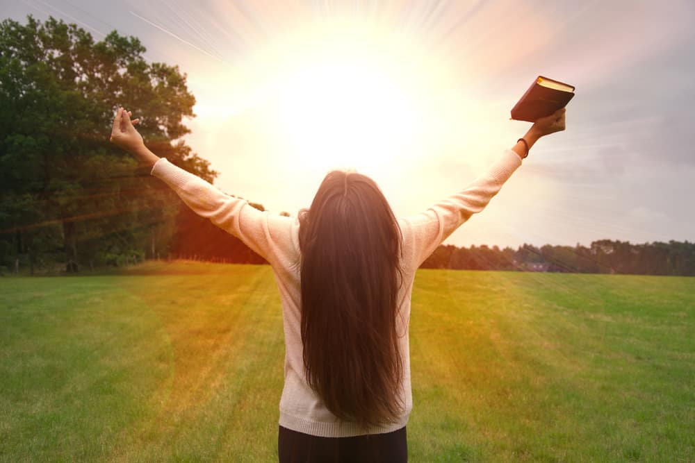 'Barak' Or The Hebrew Word For Kneeling In Praise | Christian Learning ...