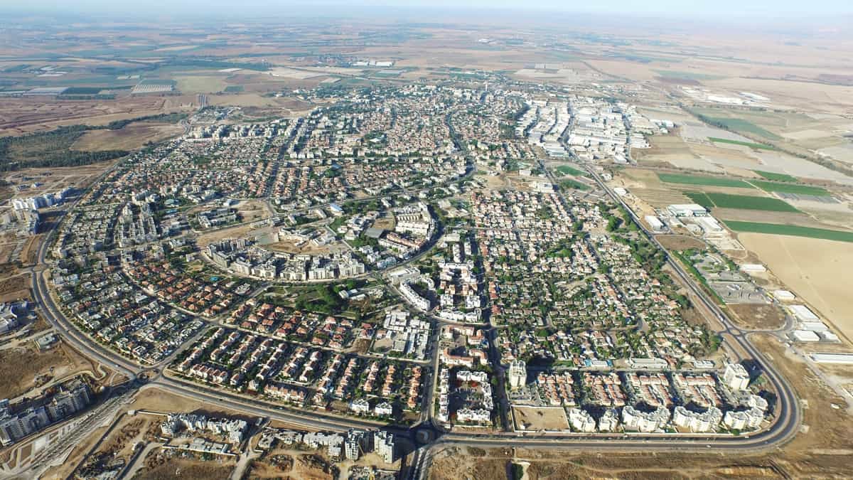 Netivot, Israel: A Call to Prayer for the Region | Christian Learning ...