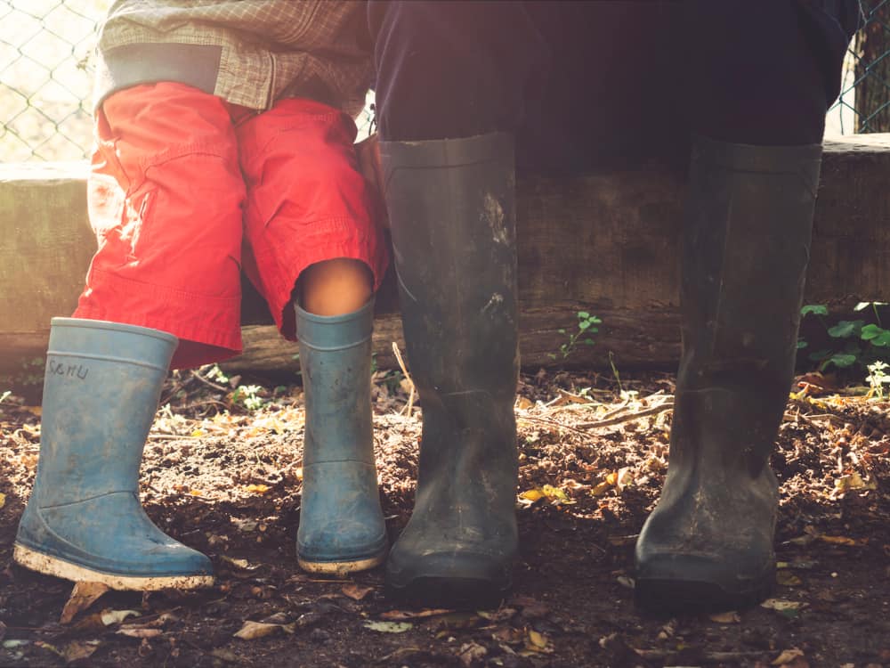 Because Dirt Friends Are The Best Kind | Christian Learning & News