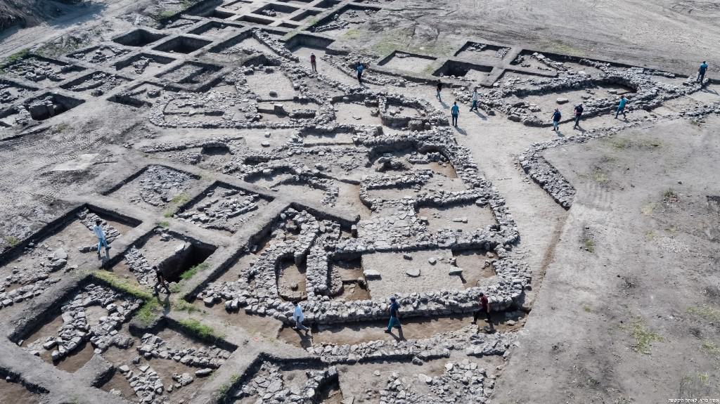 Vast 5,000-Year-Old City, One of the First and Largest in Near East ...