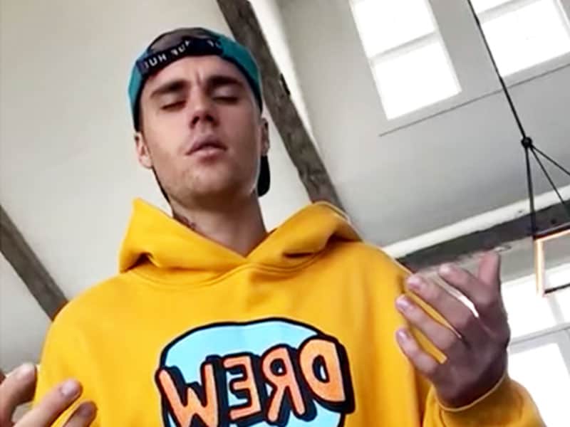 Justin Bieber Hosts Online Worship Service For 150 Million Followers ...