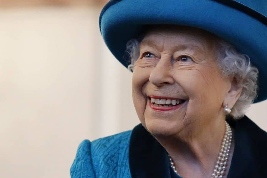 Queen Elizabeth II Shares Message Of Hope In Christ In Her First-Ever ...
