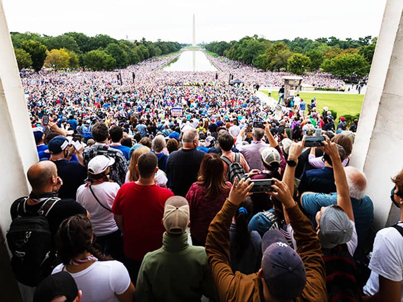 50,000 Roar In Worship At Washington D.C. To Pray Healing For America ...