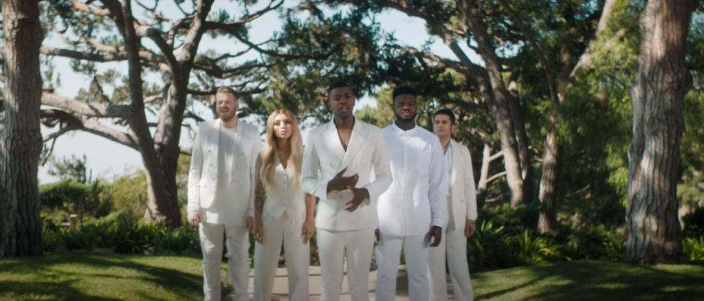 Pentatonix A Cappella Group Sings ‘Amazing Grace’ To 18-Million ...