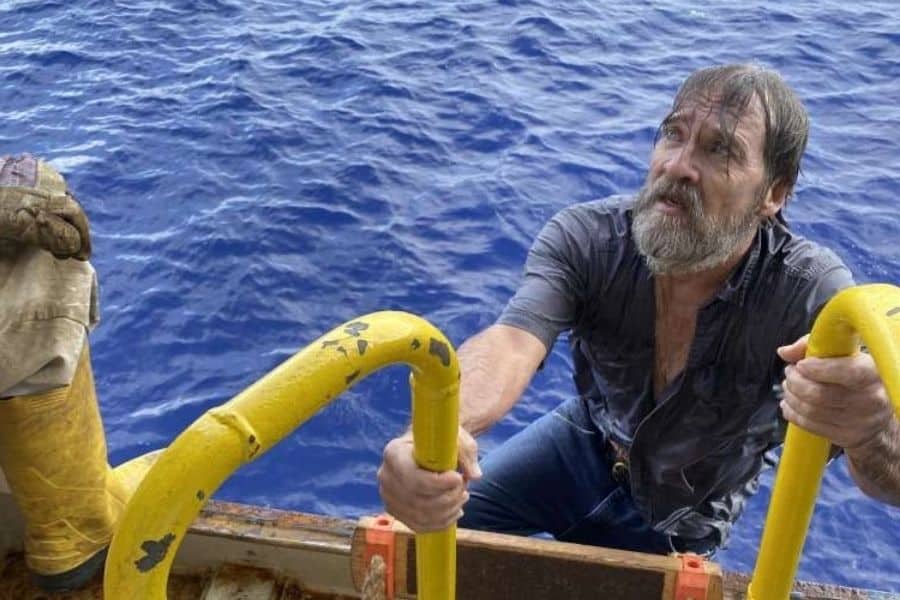 Missing Boater Rescued 86 Miles From Shore On Capsized Boat | Christian ...