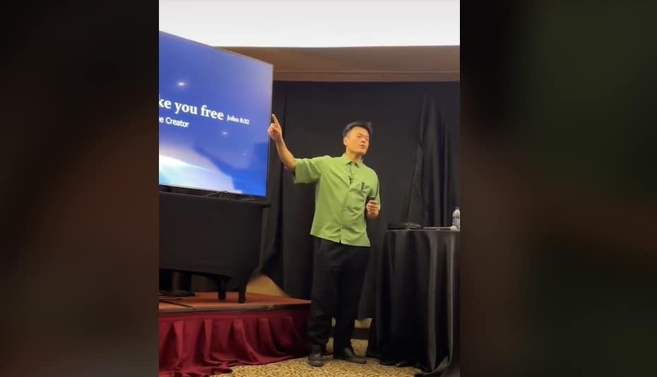 Famous Korean Entertainment CEO JYP Spotted Speaking At A Bible Seminar ...