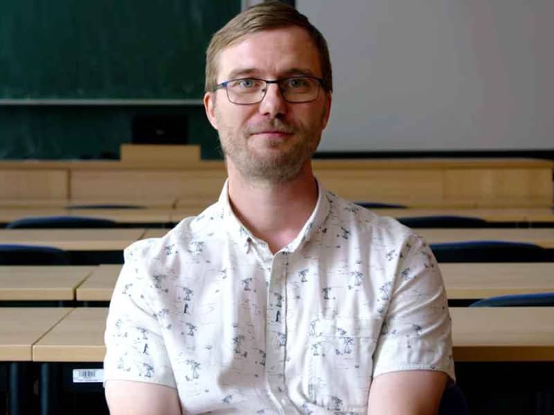 Scientist Reads Bible And Discovers Jesus Isn’t A Fairy Tale ...