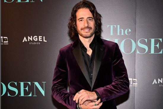 Jonathan Roumie Says Playing The Role Of Jesus In 'The Chosen' Is His ...
