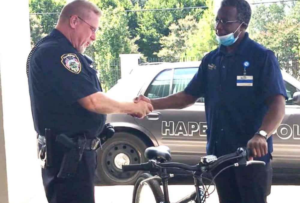 Theft Victim Prays God Sends A Police Officer To Bless Him | Christian ...
