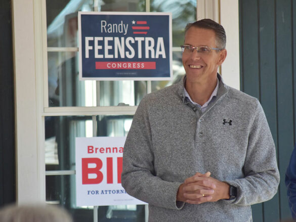 U.S. Rep. Randy Feenstra Visits School & Shares His Faith In God ...