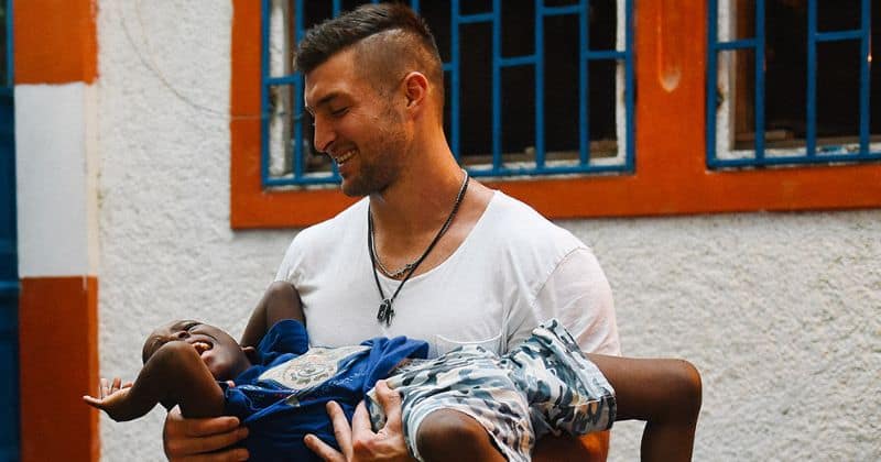 Tim Tebow Will Be The Keynote Speaker At National Day Of Prayer ...