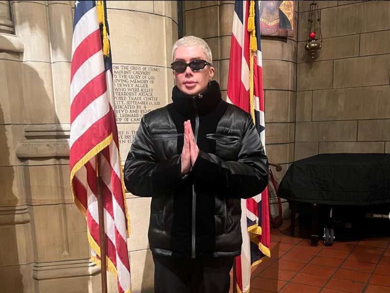 Influencer Oli London Says The Teachings Of Jesus Saved Him From ...