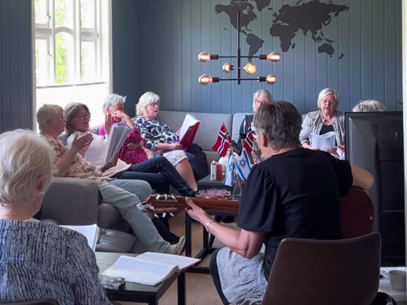 For Over 25 Years, These Elderly Women Gather Together To Pray And ...