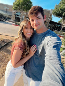 Worship Leader Loses Her Baby To Miscarriage & Chooses To Praise God ...