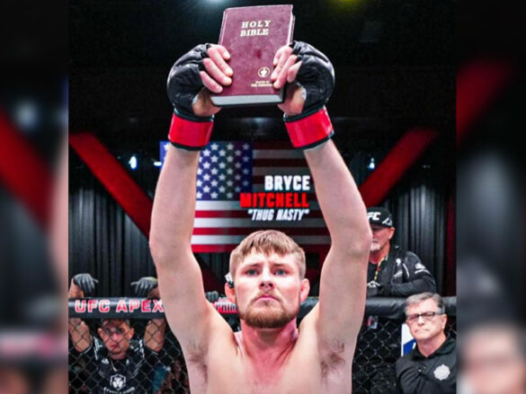 UFC Fighter Boldly Brings Bible Into The Ring And Declares ‘Freedom ...